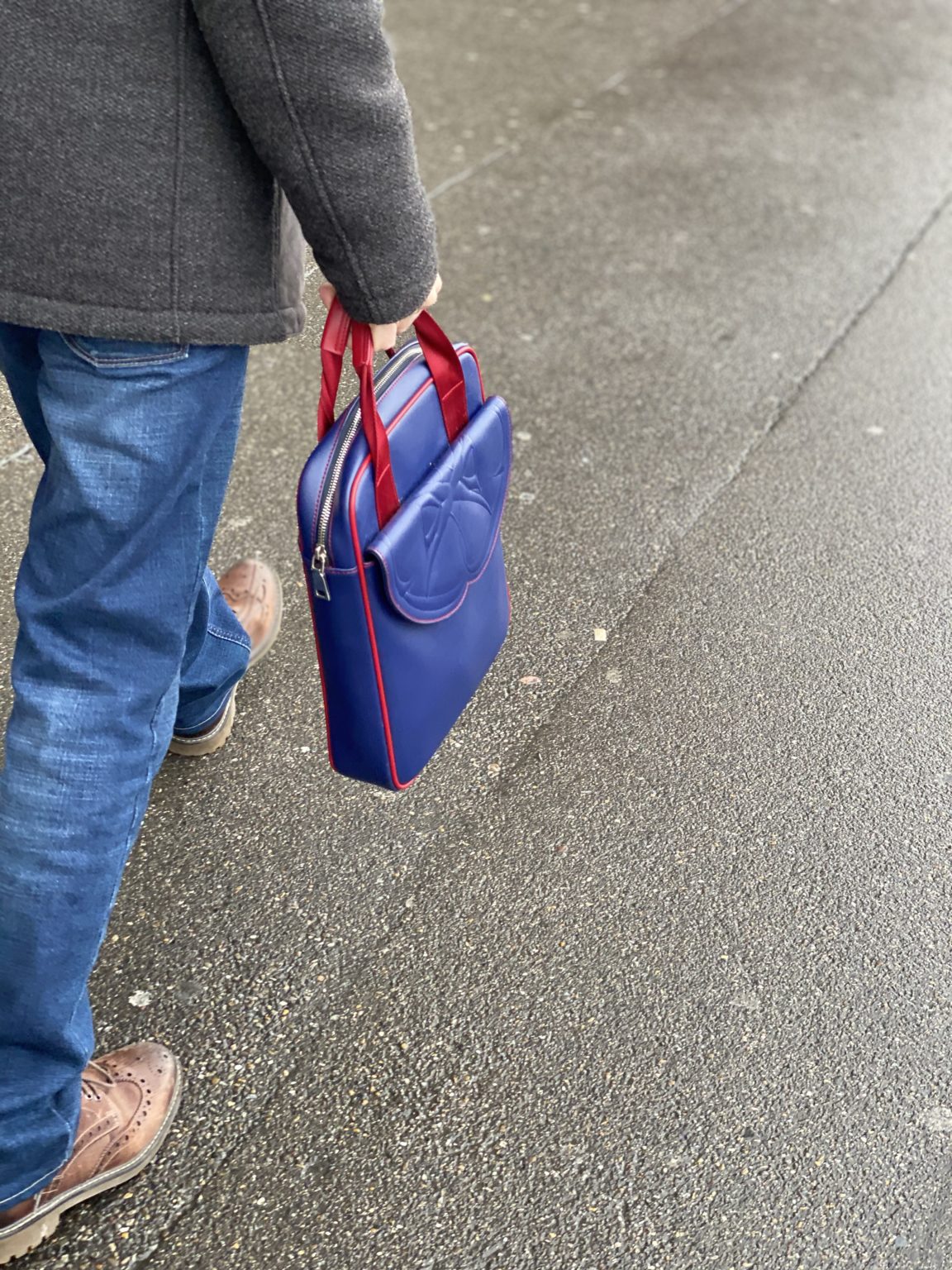 Warum ist die Handtasche ein Accessoire für den Mann? | Lyne Juline